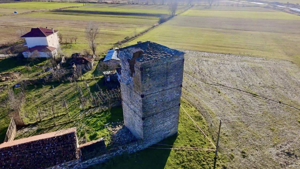 Monument kulture në rrezik, ndërhyrje emergjente te Kulla e Turanit ...